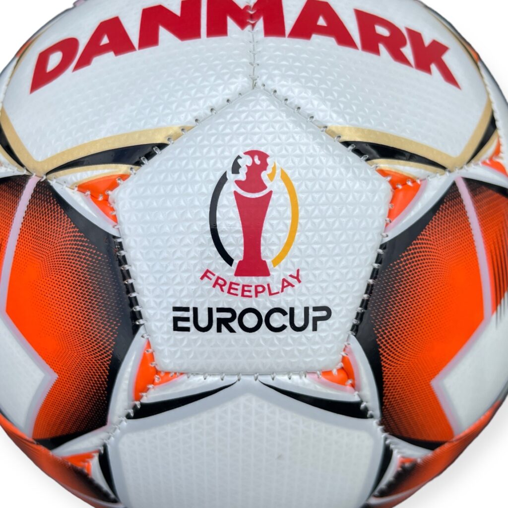Danmarks Fodbold V24 Freeplay Sport Str.4 - Streetplay.dk Kun 149.-
