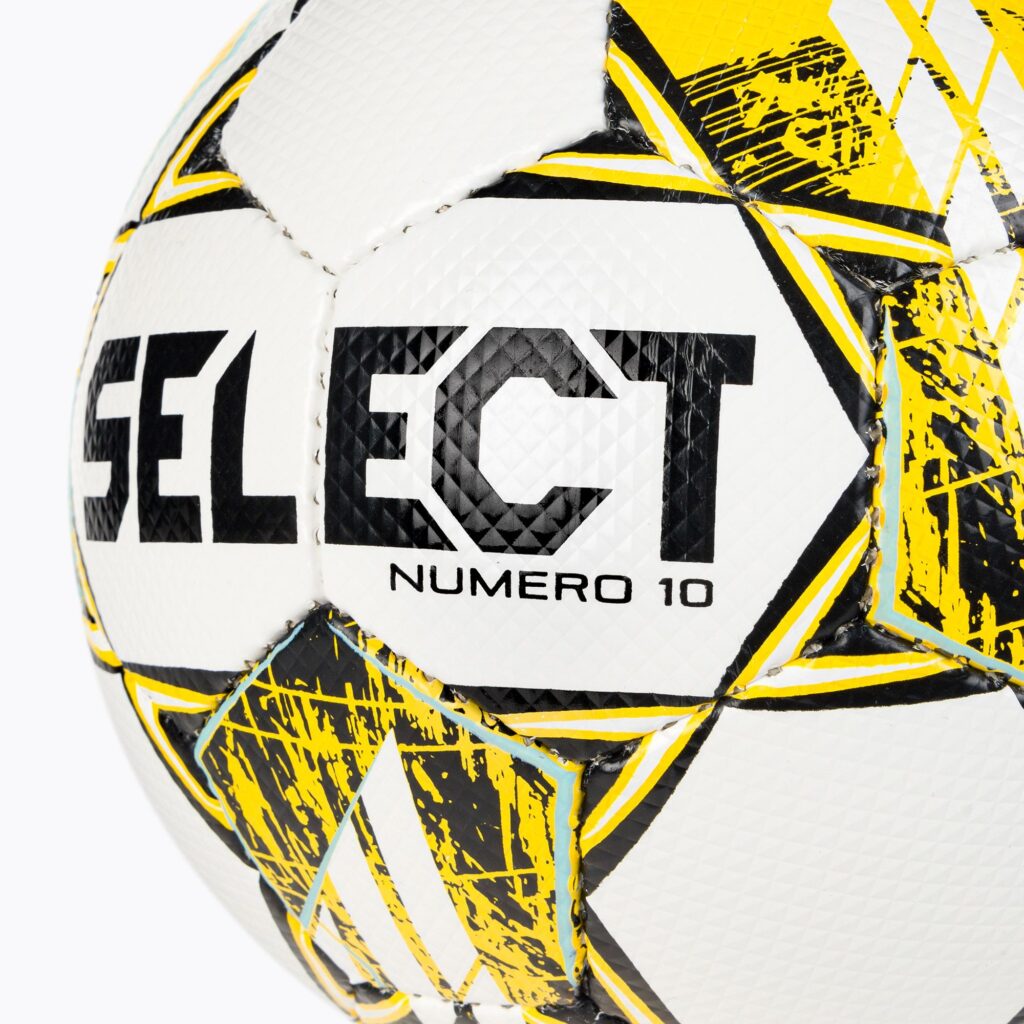 Select Numero 10 V23 Fodbold Str.4 - Streetplay.dk Kun 349.- på tilbud